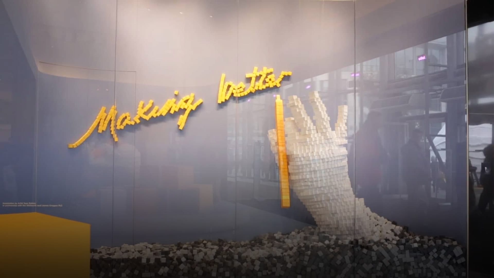 Window Displays as a Bold Environmental Statement